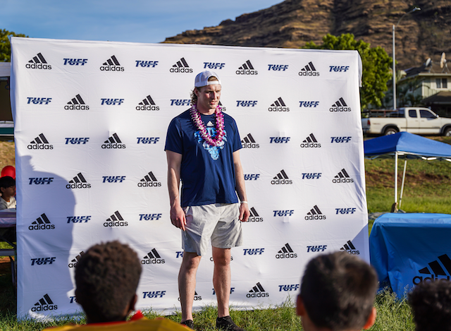 PHOTOS: TUFF Donates New Uniforms to Westside Titans – ESPN Honolulu