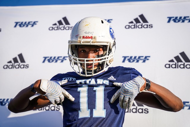 PHOTOS: TUFF Donates New Uniforms to Westside Titans – ESPN Honolulu